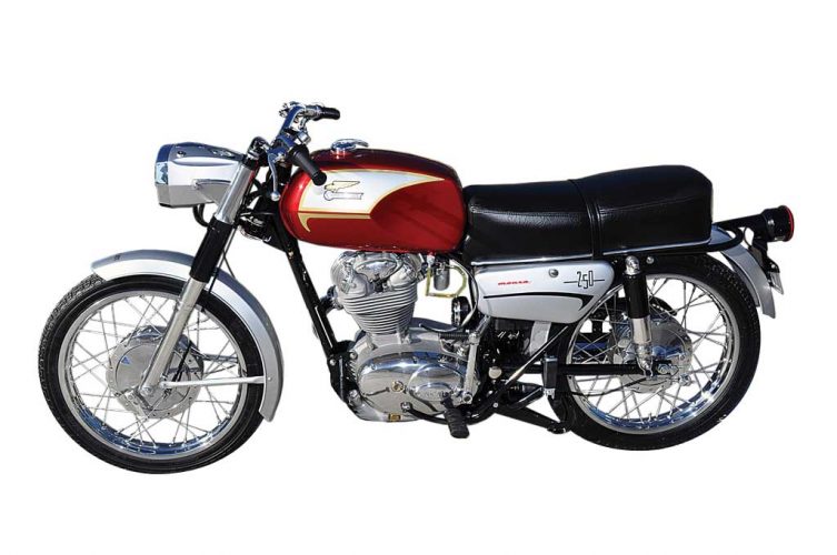 The 250cc BMW R27 - Motorcycle Classics